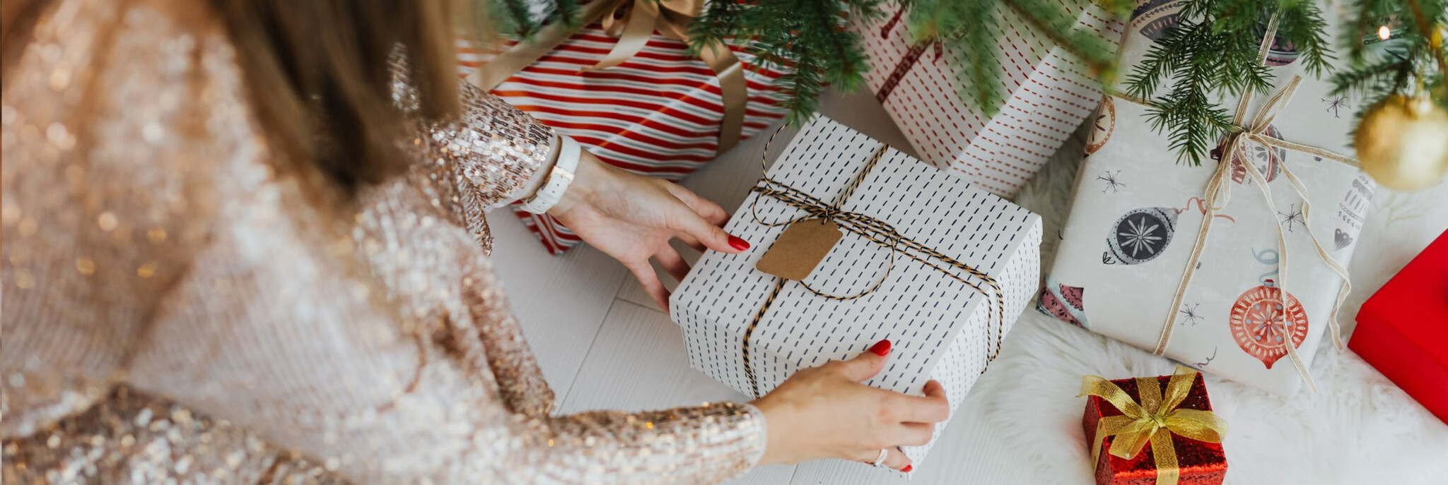 Cadeaux de Noël au Québec - Le Guide Ultime des Fêtes